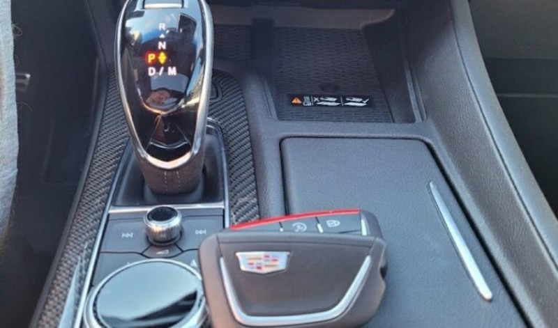 Car Key Fobs Vs. Traditional Keys: A Comparison Guide - Lockstar Locksmith